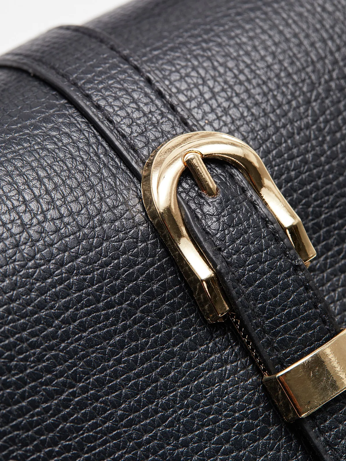 Solid Box Shoulder Bag | Savana | Bestsellers